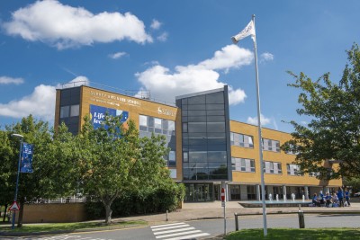 Which business management degree from Surrey is right for you ...