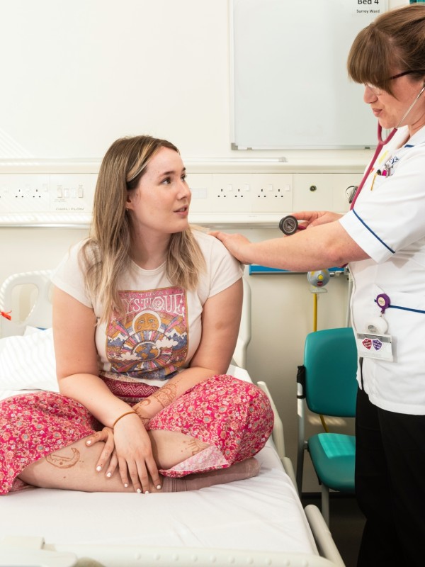 Midwifery (Registered Midwife) BSc (Hons) degree course 2025 entry ...