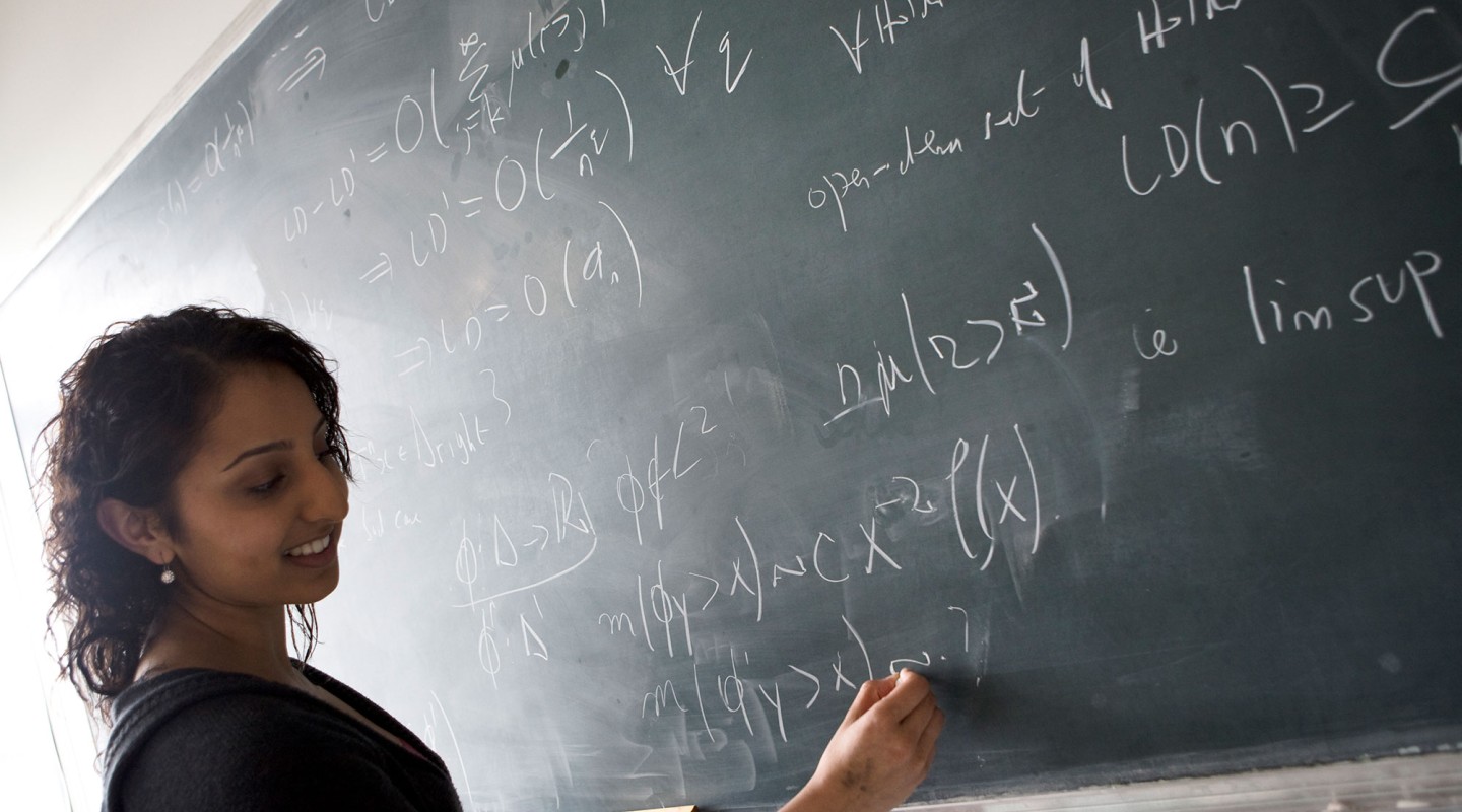 Financial Mathematics BSc (Hons) degree course 2025 entry | University ...