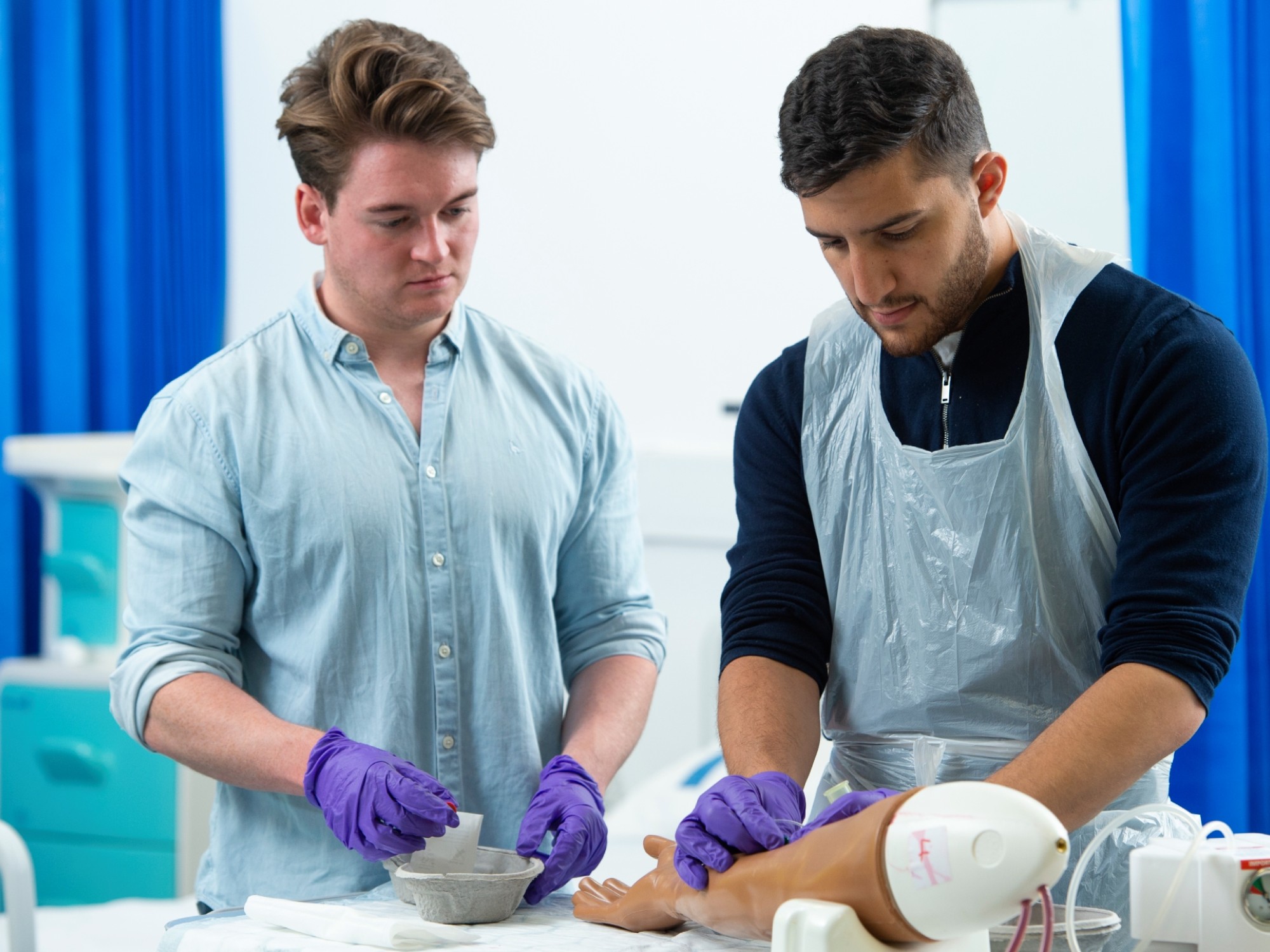 Medicine (Graduate Entry) BMBS degree course 2025 entry | University of ...