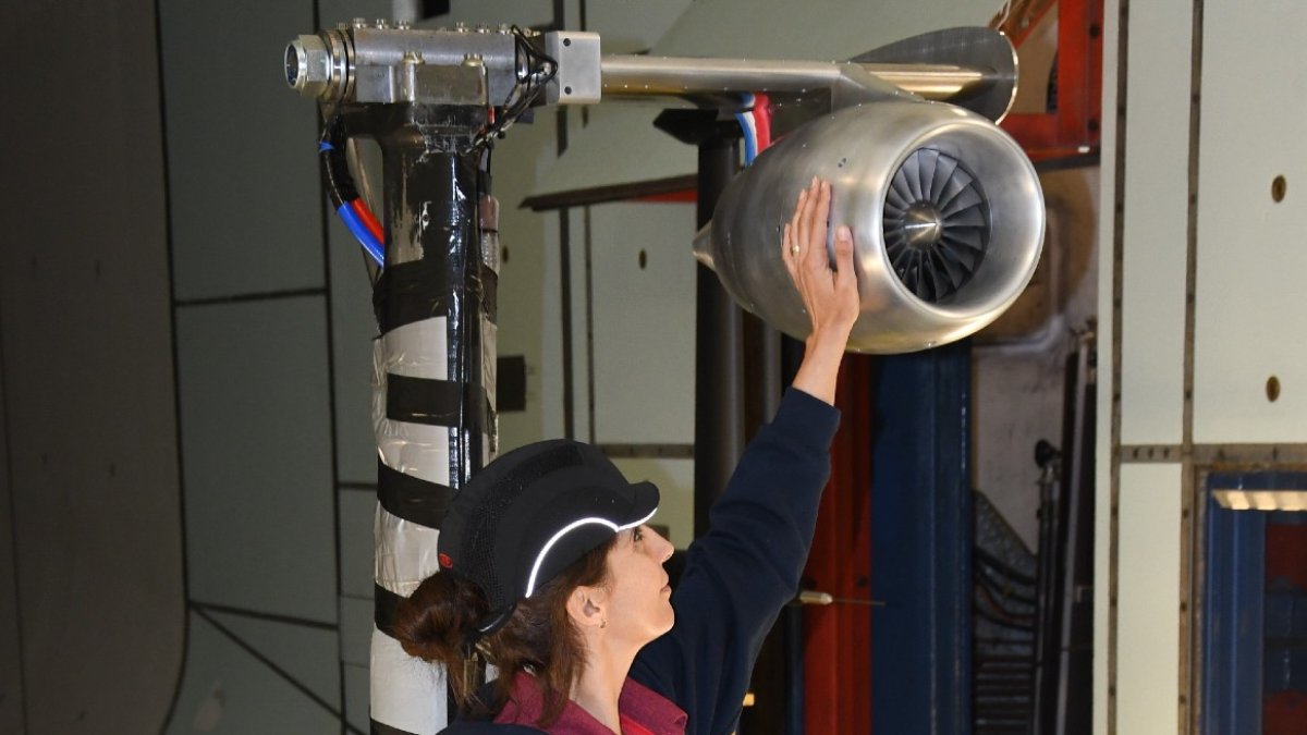 University of Surrey is supporting QinetiQ and Boeing to create a new ...